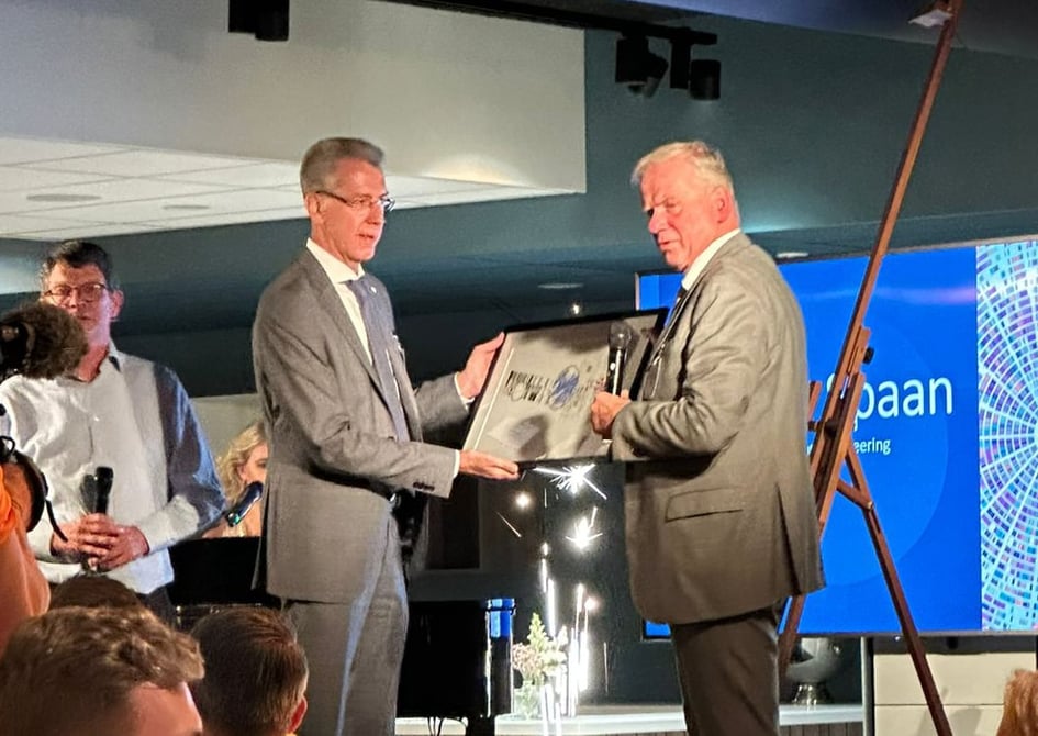 Martin van den Brink Award presented to Henny Spaan